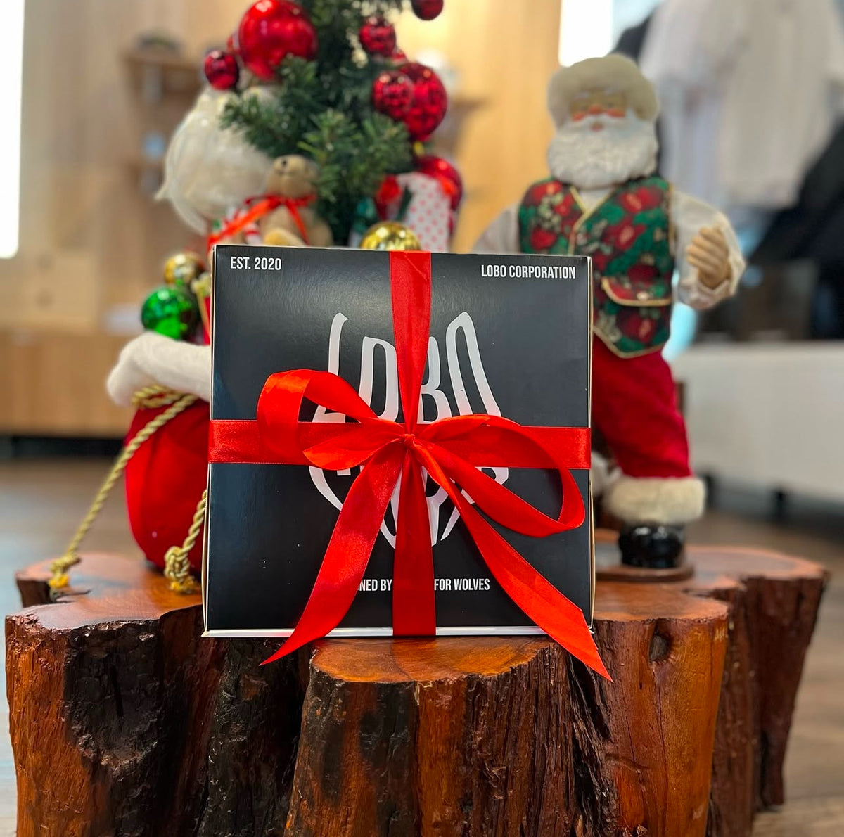 Caja de regalo – LOBO CORPORATION